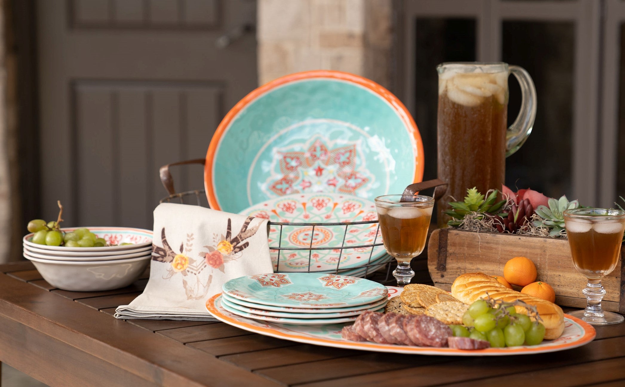 Serveware Sets: Buy Serving Platters And Bowls – HiEnd Accents