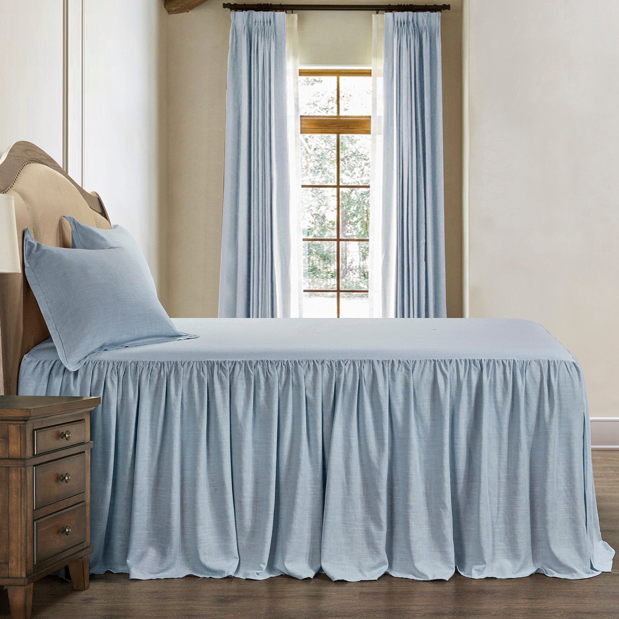 Luna Washed Linen Bedspread Set | HiEnd Accents