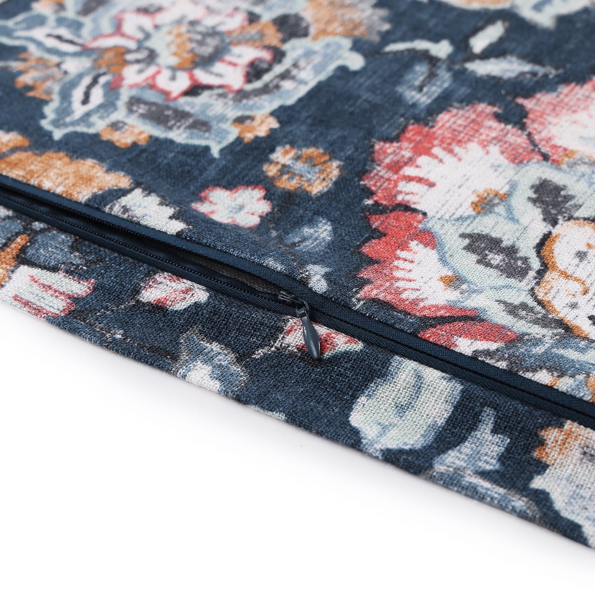 Derby Washed Linen Bedding Set | HiEnd Accents
