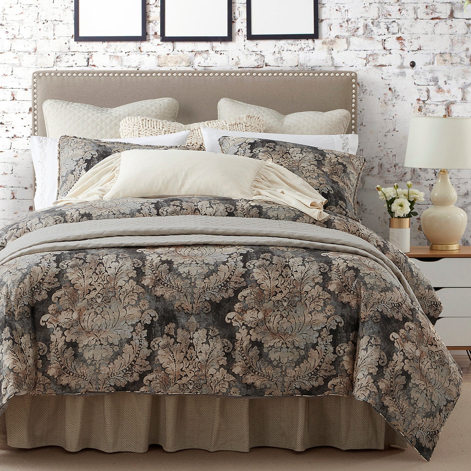 Victoria Damask Bedding Set | HiEnd Accents