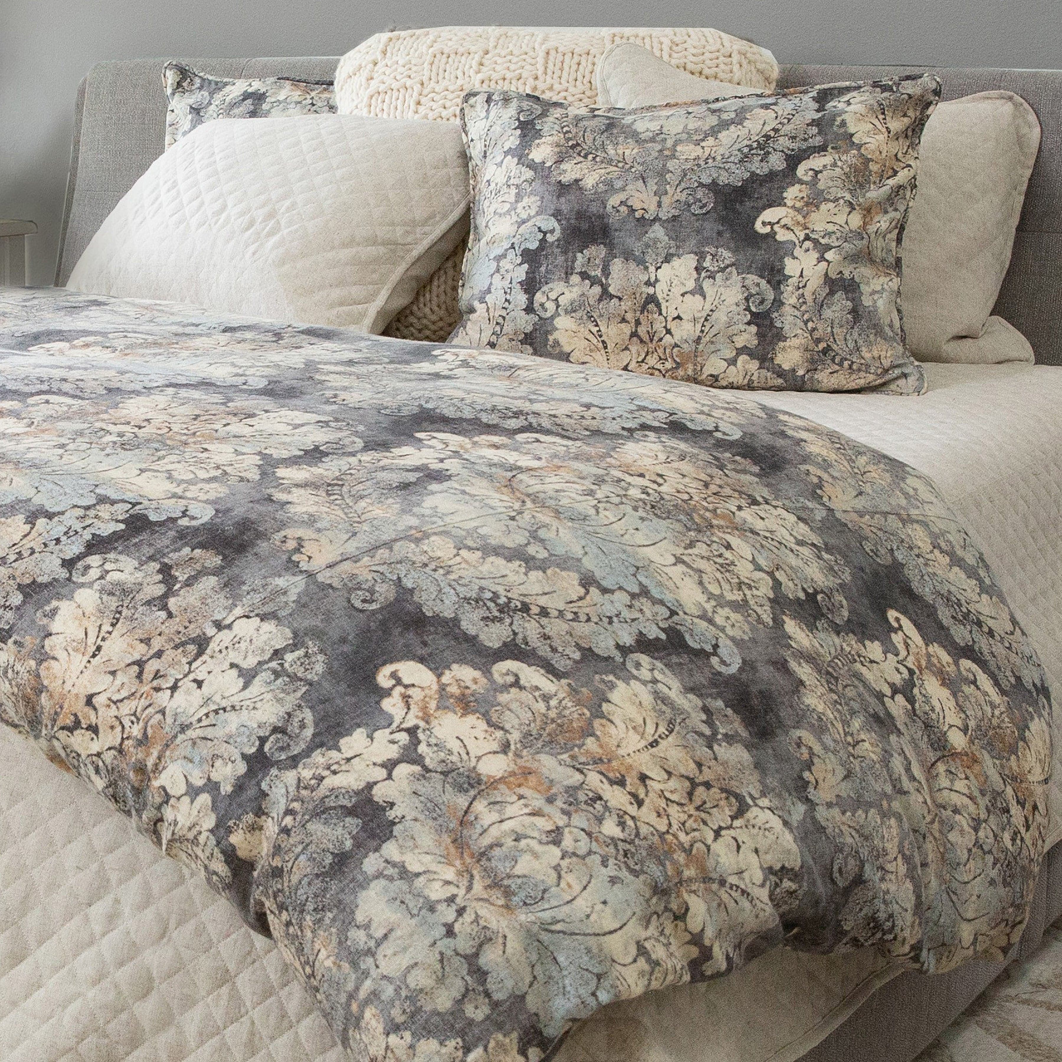 Victoria Damask Bedding Set | HiEnd Accents