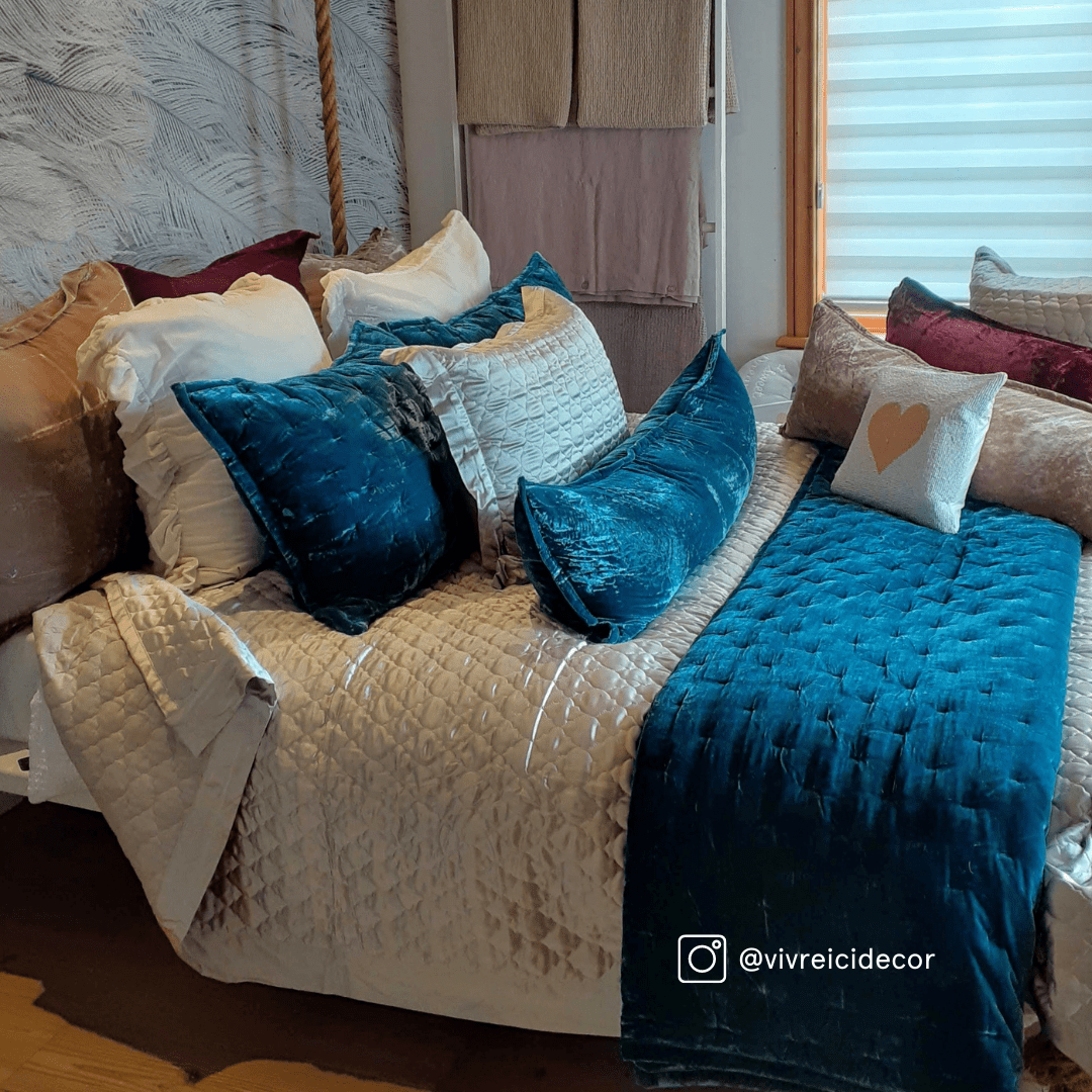 High Shine Satin Quilt | HiEnd Accents