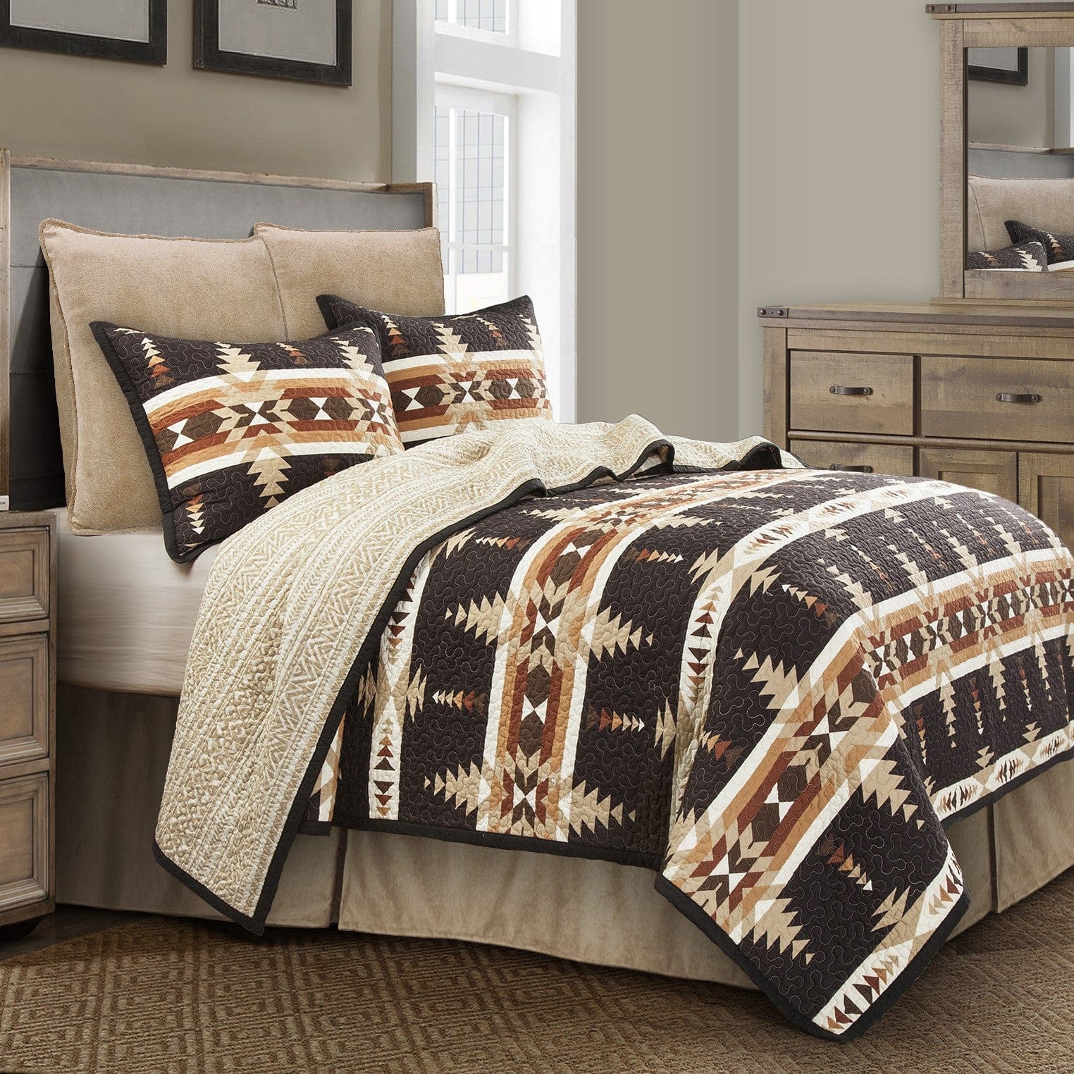 Yosemite Reversible Quilt Set | HiEnd Accents