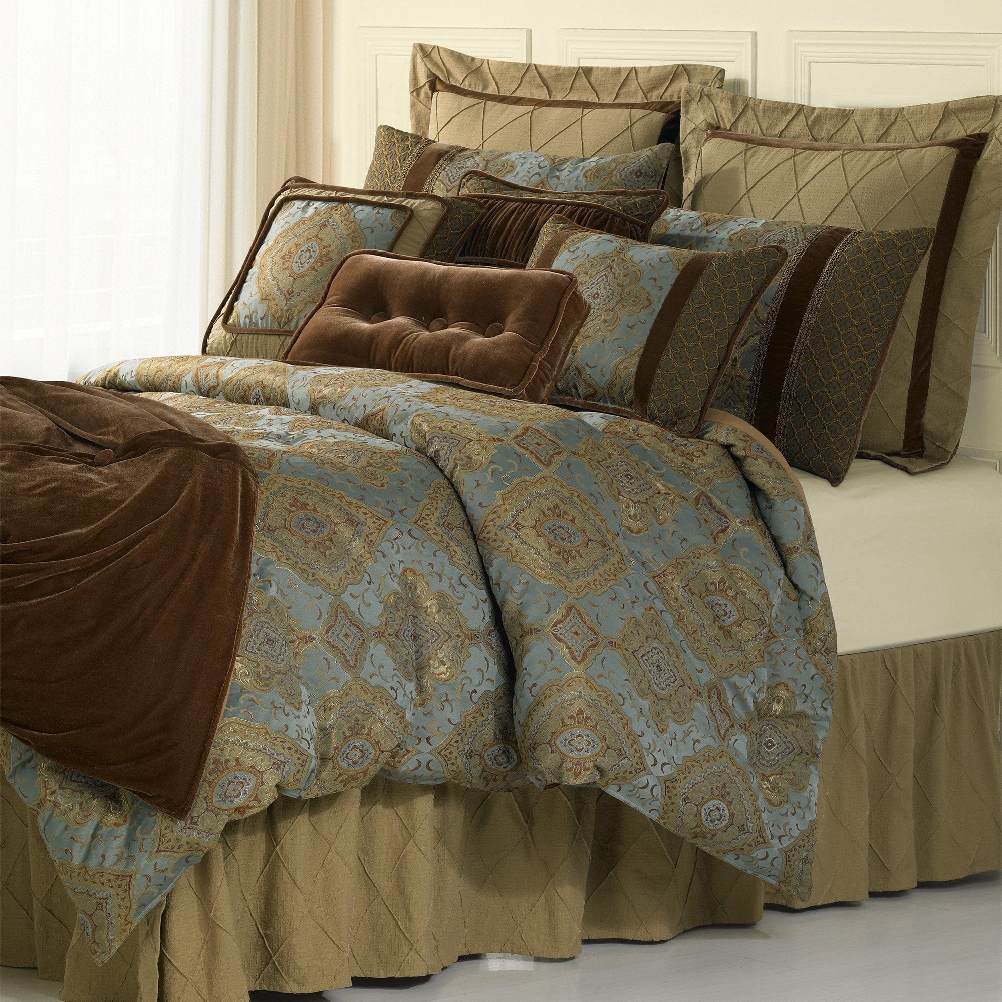 Bianca II Comforter Set, Twin – HiEnd Accents